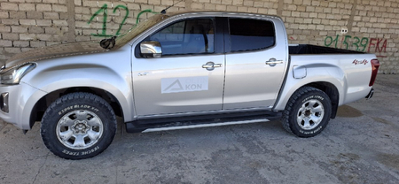 ISUZU D max пикап