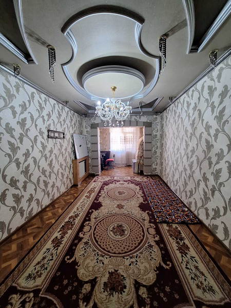 谷 129697 谷 Algoritm 30 mavzeda kvartira sotiladi 3/4/4 80 м²