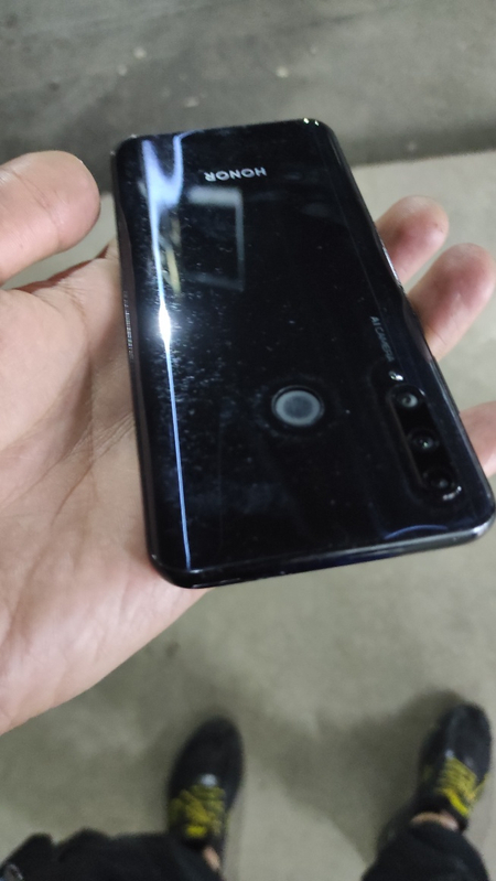 Honor 20i 4/128gb