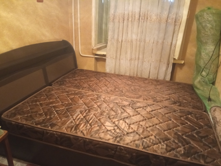 Кровать в хорошем состоянии