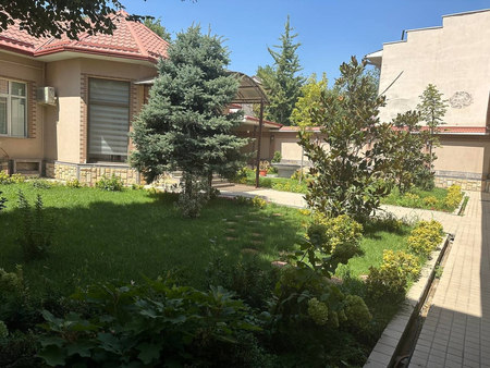 Продаётся Евро дом Офис Джуманжи Ракат боши