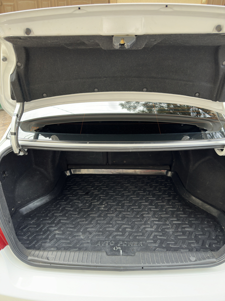 Lacetti aftomat 2011