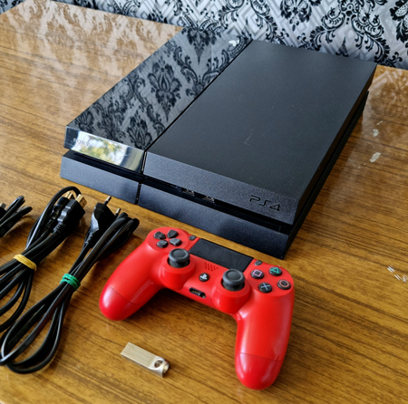 Playstation 4 fat 500 gb 9.00 hen vzlom qilingan