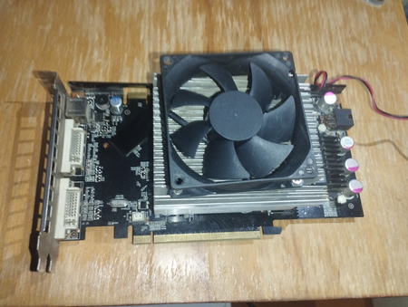 Видеокарта GT 9800/ DDR3 512mb