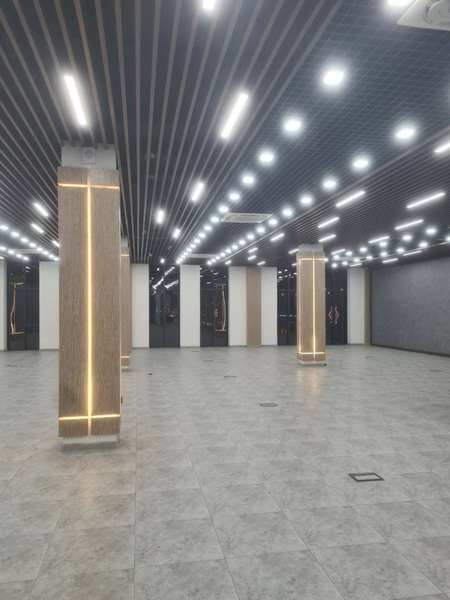 Аренда Ул. Махтумкули  Здание 4550 кв.м