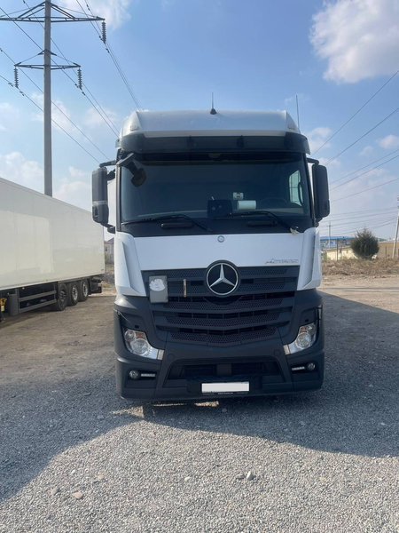 Mercedes Benz 1845LS + SCHMITZ cargobull slx 300 прицеп сотилади
