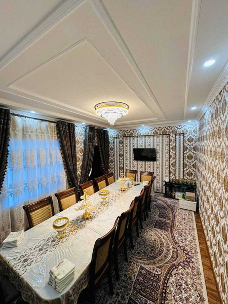 Xususiy uy zudlik bilan sotiladi