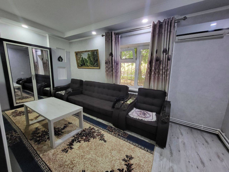 Буз 2 Эко базар Ялангач , 1в2/1/5 , кирпич , мебель техника , 52 000 $