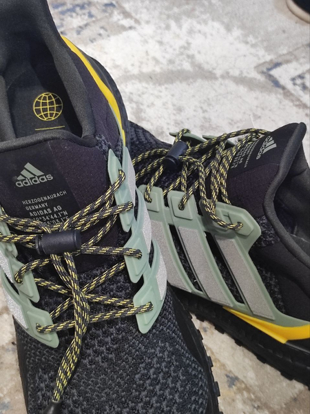 Men’s ultra boost shoes