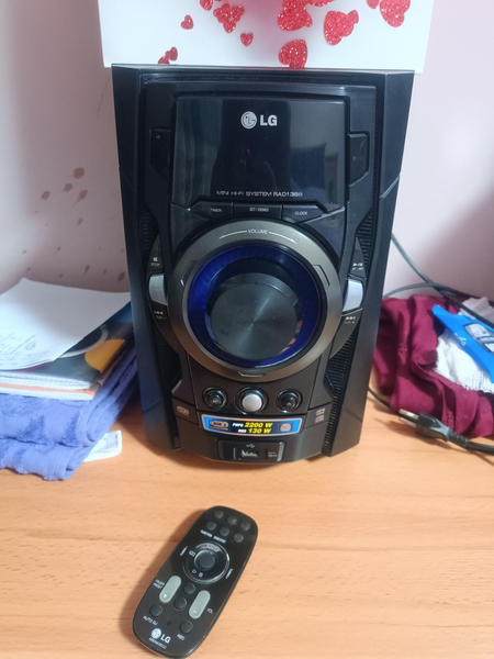 LG muzikalni sentr moshni Bass