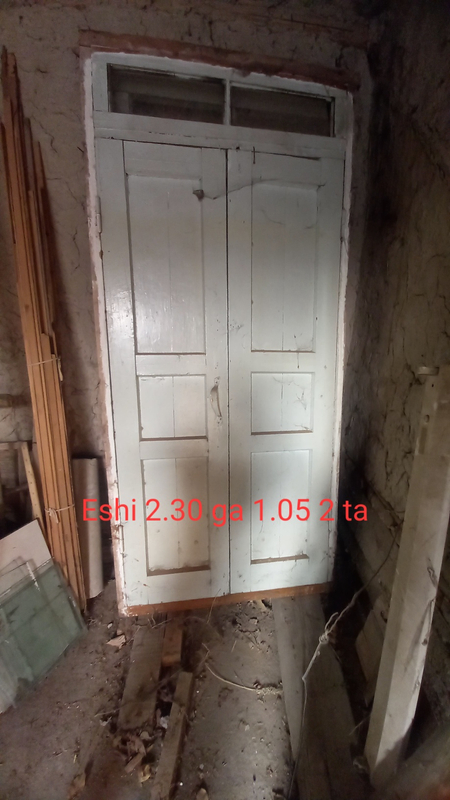 Eshik rom holati yaxshi