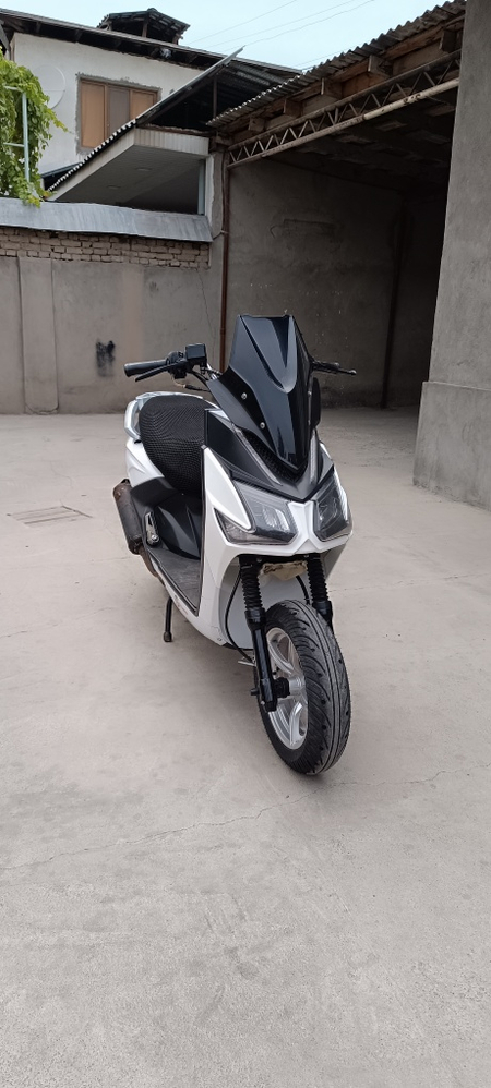Skuter Bikeland 150 tali скутер