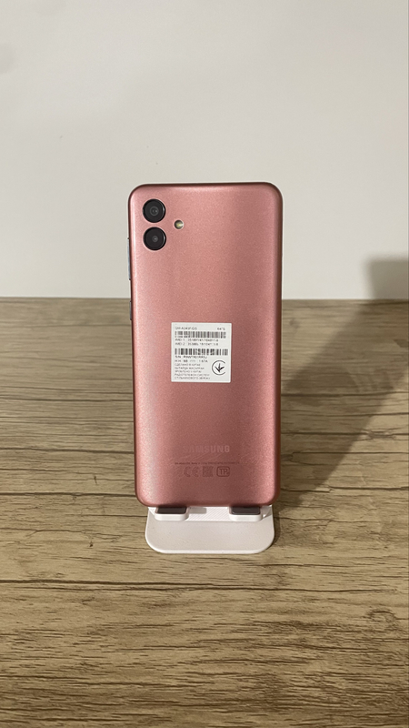 Galaxy A04 sotiladi