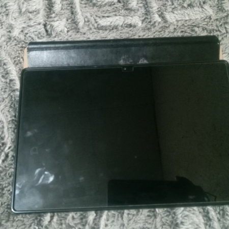 Samsung 8 Tab karobka dokumenti bilan