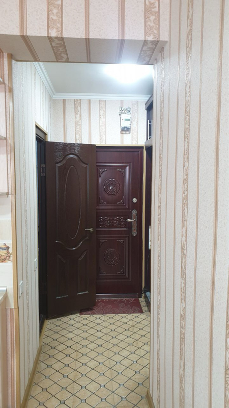 Госпитальный базар  метро ойбек  1/3/5