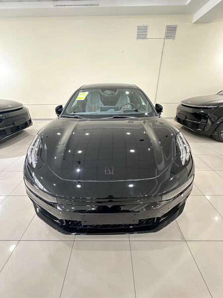 Zeekr 001 z sport
