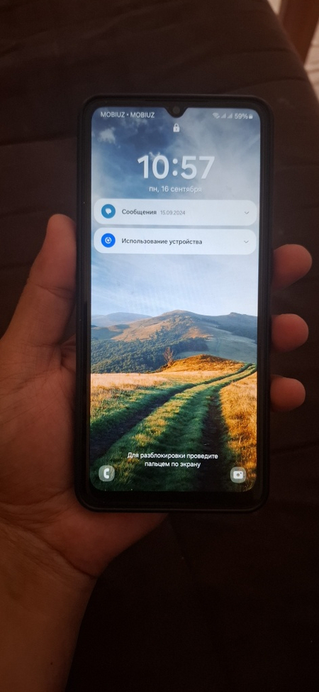 Продам Samsung A05 4/128 гб состояние идеалное каробка доки ест