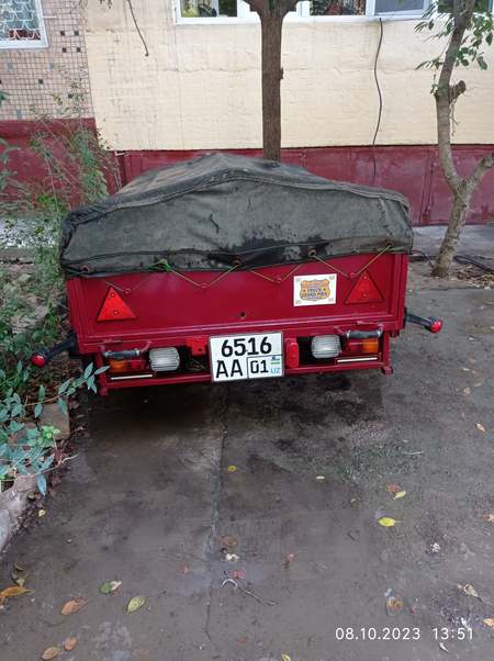 Авто прицеп с теном