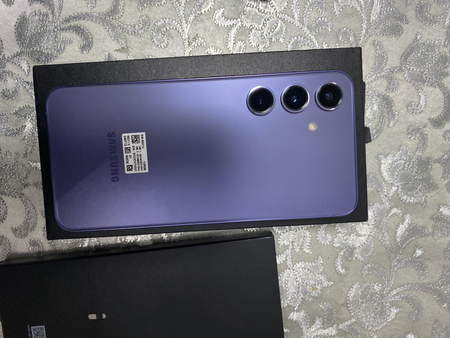Samsung s 24 . Сотилади  Сша