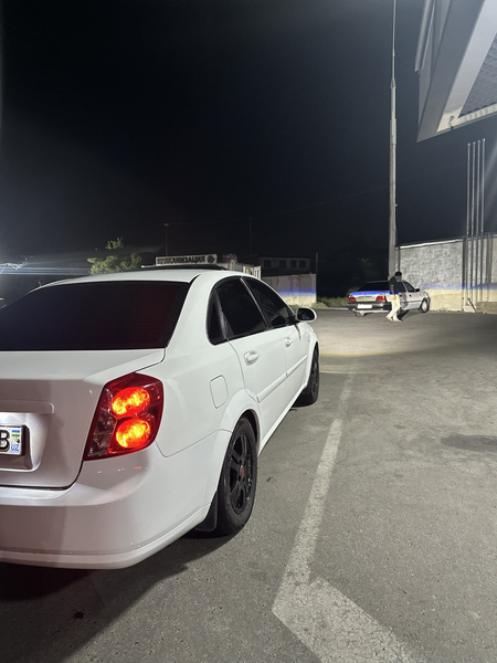 LACETTI. 1.6 Idyal sostayana