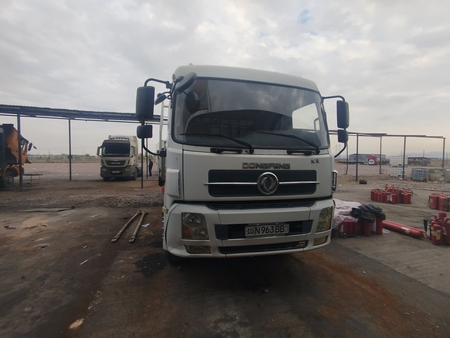 Dongfeng sotiladi 10t gaz qoyilgan