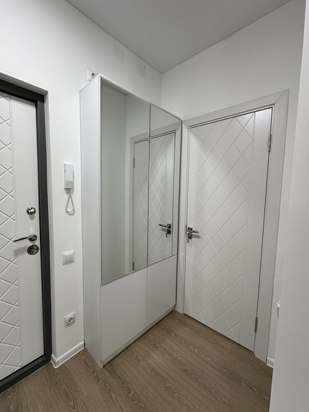 Продается 2/4/9, центр, Паркентский, Махтимкулы,(Golden House), своя