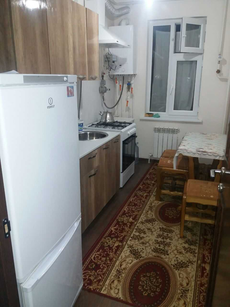 Чирчикда 3 хонали уй  ижарага берилади