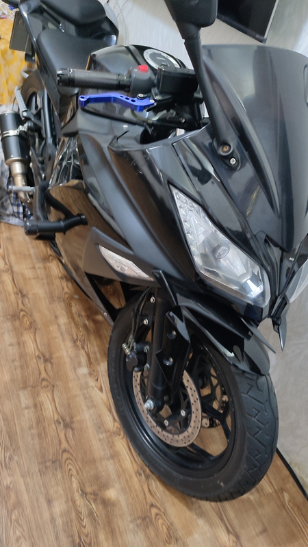 Kawasaki ninja 300