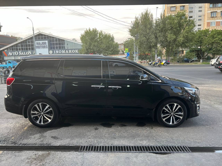 Kia Carnival 2016 год, электропакет фуловая, дизел
