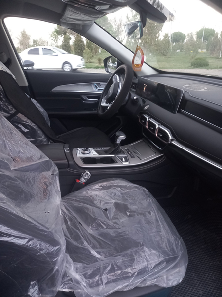 Jetour x 70 plus/Интеллектуальный.кроссовер