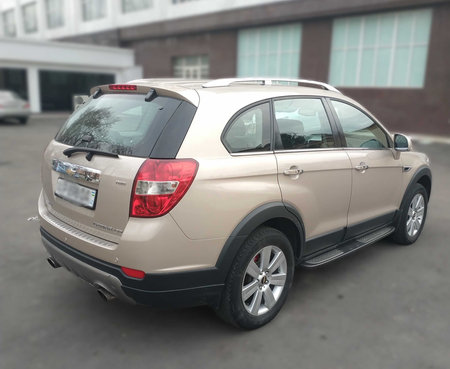 Продам Captiva, мотор 3.0 (АКПП) цвет золотистый
