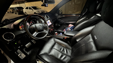 Mercedes Benz GL 550  x164 American