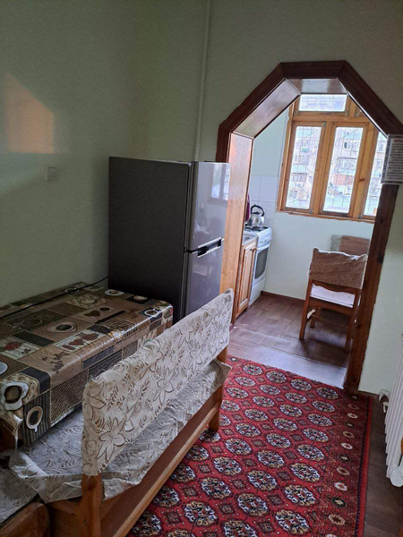Срочно продаётся 2/4/4 квартира Алгоритм  31 квартл