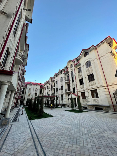 Замона туйхона тугрисида дуплекс 75кв+75кв новастройка сотилади 1 этаж