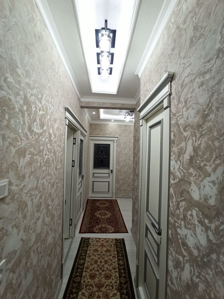 Medgaradok 3/2/5 balkon 2/6 evro remont mebil tehnikasi bn sotiladi