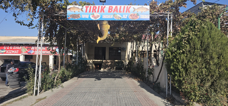 Osh xona (Baliq xona) sotiladi. Samarqand Jomboy