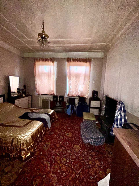 Улица Савр. Мирабадское РОВД. Дом 1,6 соток 3 комнаты. Въезд для машин
