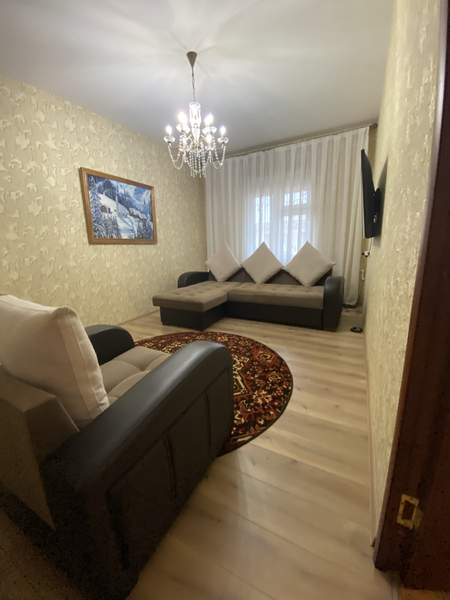 Продаю свою квартиру 2/5/5 Юнус Абад 19. Собственник!!!