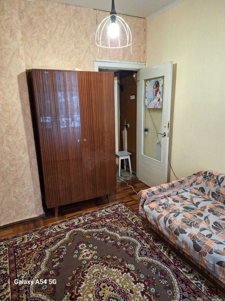 Подаётся своя 3/1/4 квартира 74 м2, Чиланзар-2 , ориентир кафе Нурхон