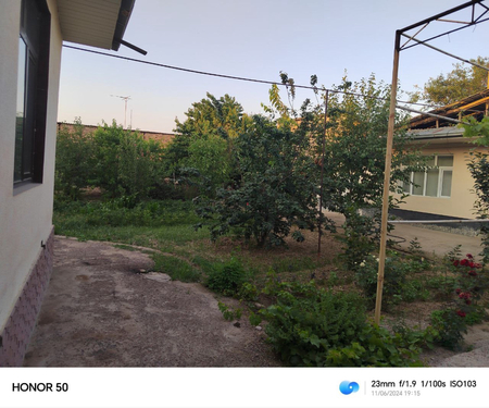Срочно продается дом в пискент в центре