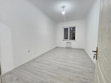 Sergeli yangi darxonda 3 xonali kvartira sotiladi