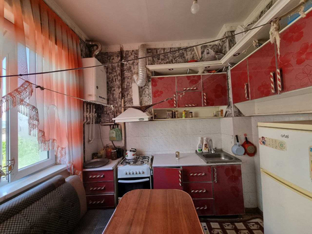 2х комнатная квартира на 2 этаже 50кв/м, в Самарканде