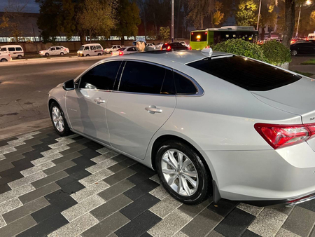 Malibu Premier 2021 sotiladi