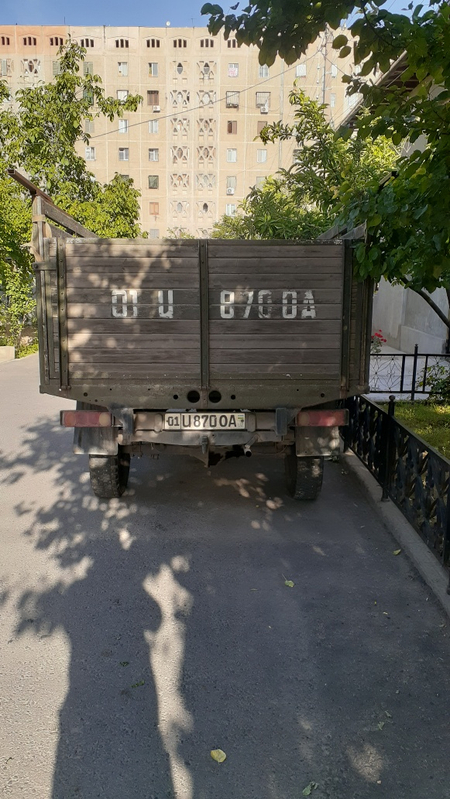 УАЗ Бортавой сотилади