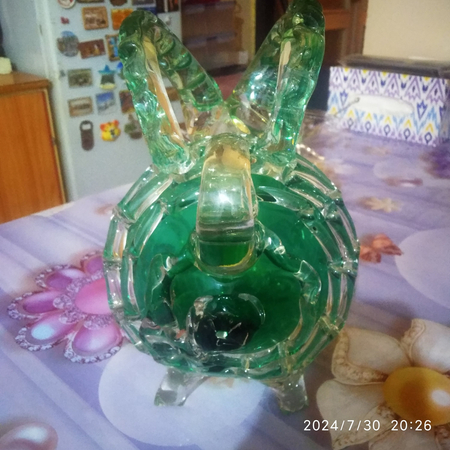 Стеклянный Овен или Баран.