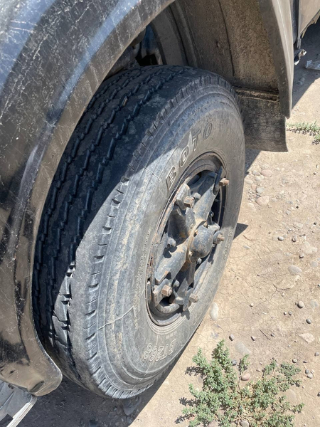 Kamaz sotiladi yili 1984 10ta engi xitoy balan yahshisi taqilgan 10000