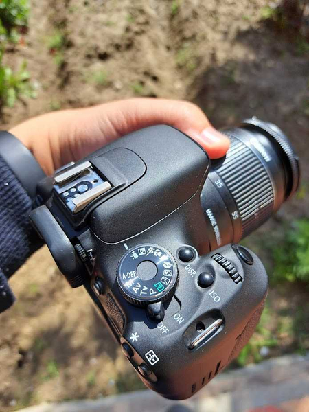 Canon 600d sotiladi, ideal xolatda yangidek