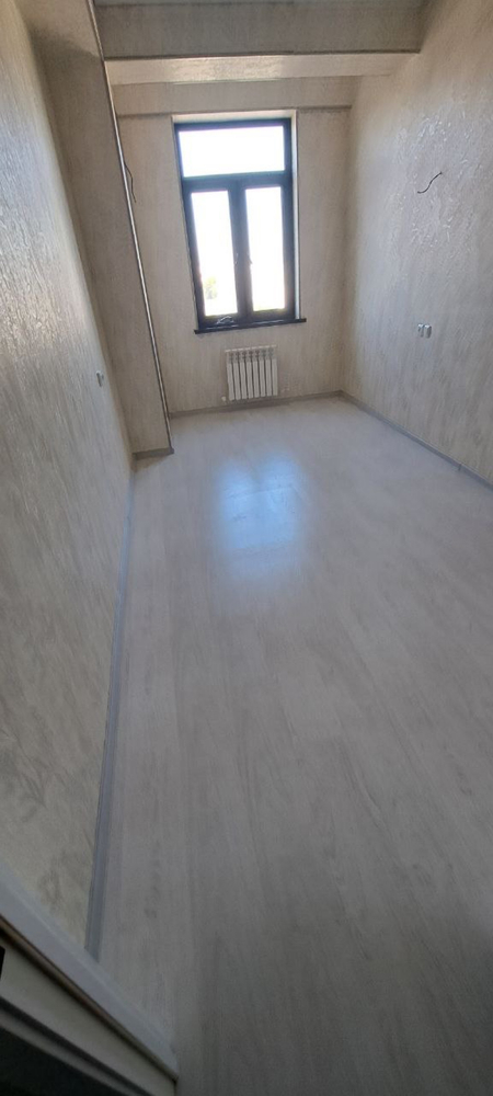 Yakkasaroy navastroyka 3xona 73 kv faqat naqtga srochni