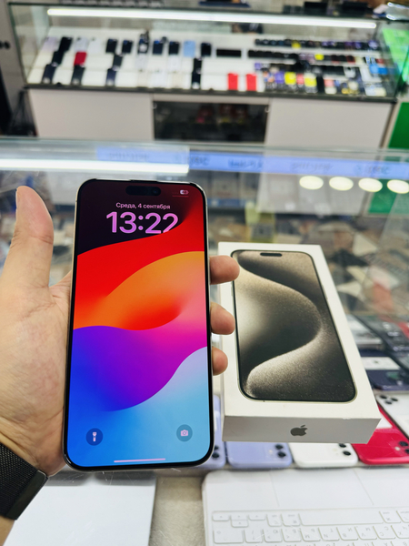 iPhone 15 Pro Max 256 gb natural