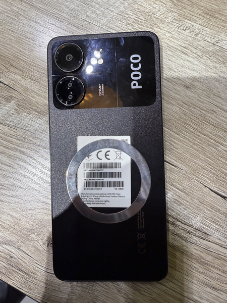 Продается телефон Poco C65 состояние нового телефона